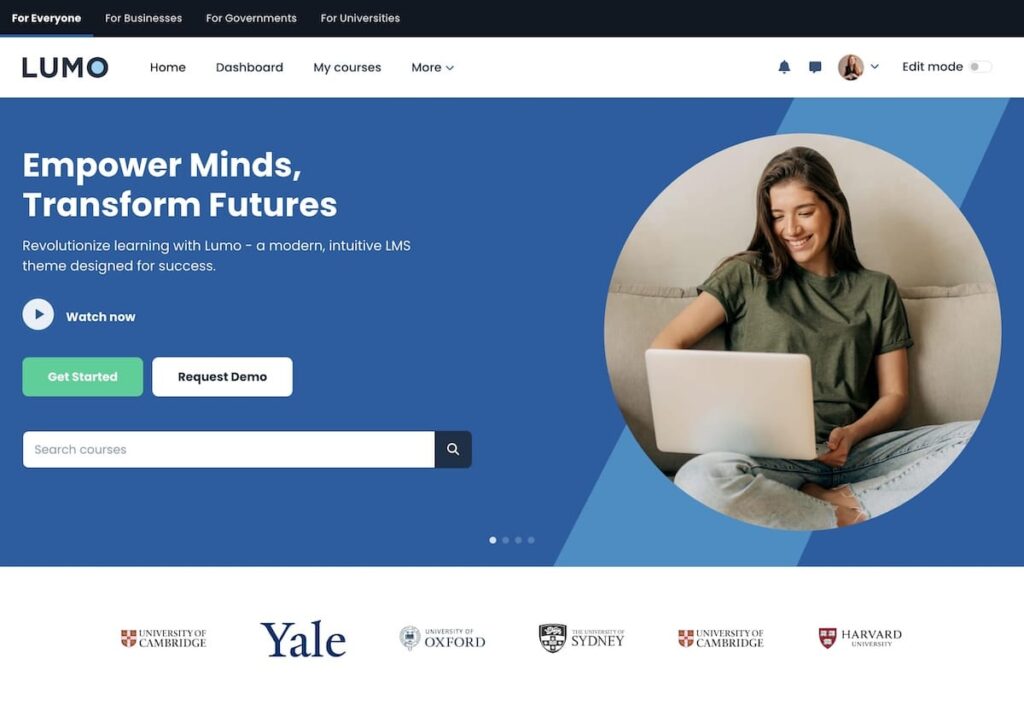 Best Moodle 5 & 4 Themes for 2026 (Free & Premium)